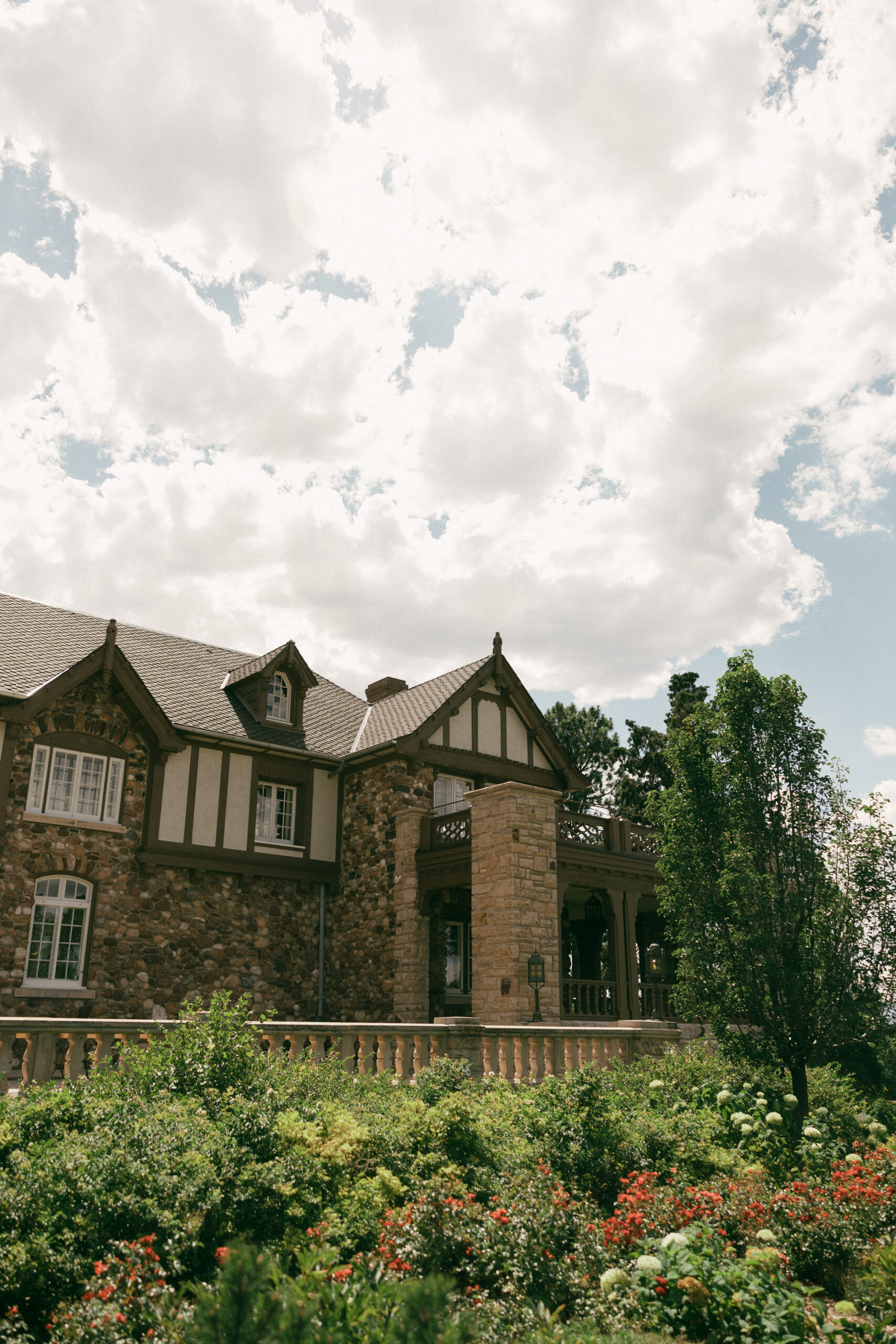 An Elegant Fall Wedding at Highlands Ranch Mansion in Colorado - Showit ...