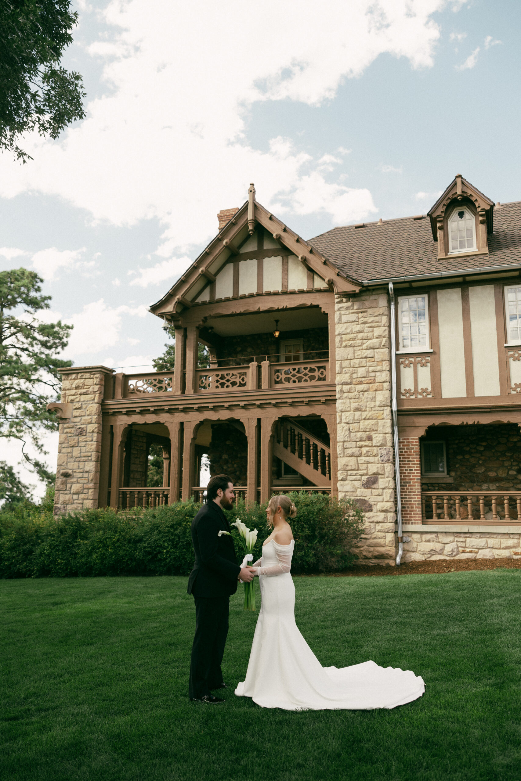An Elegant Fall Wedding at Highlands Ranch Mansion in Colorado - Showit ...