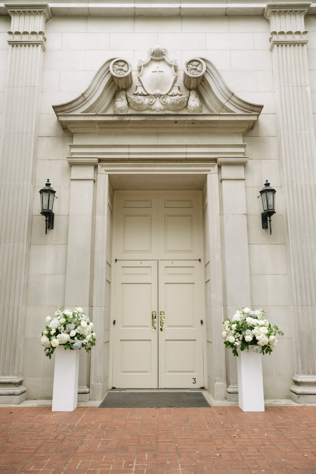 A Traditional Dallas Wedding with a Modern Twist - Showit Blog